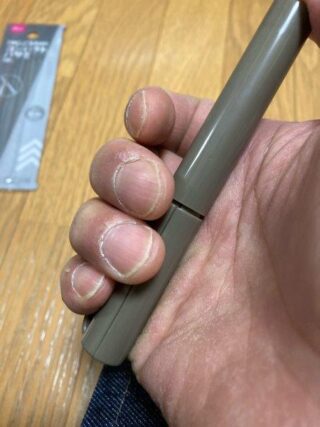 100均ダイソーのコンパクトハサミが秀逸！携帯用・アウトドアに便利！